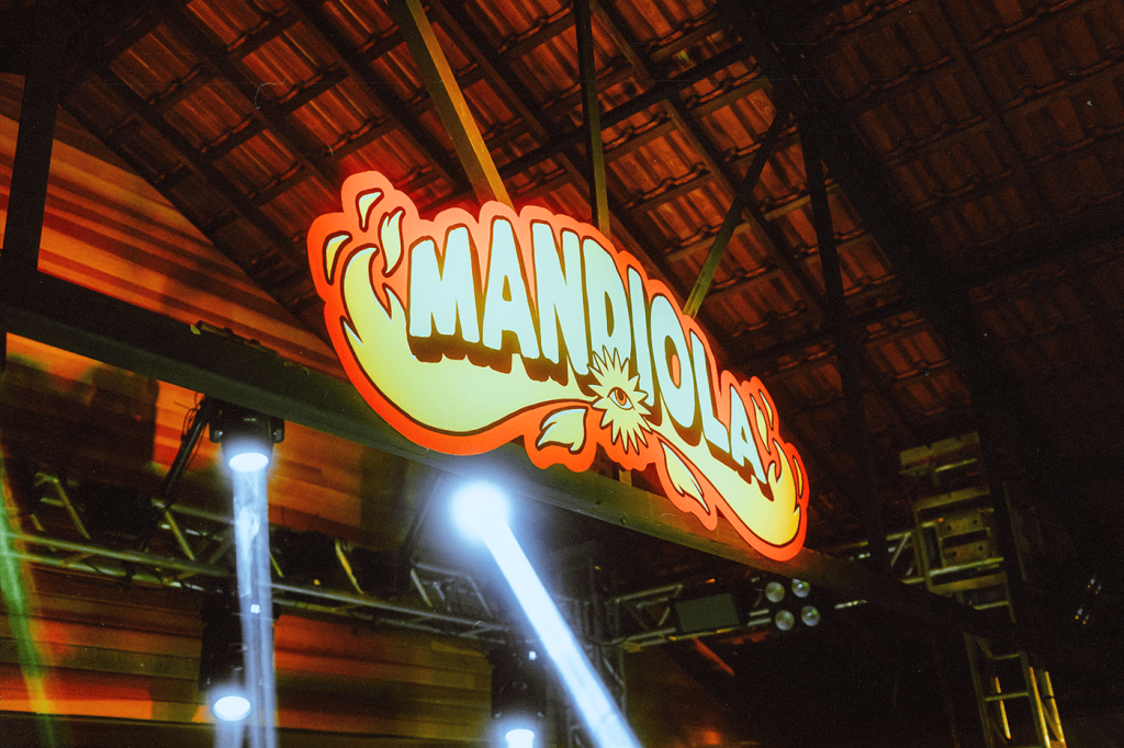 Mandiola - Case - Leste